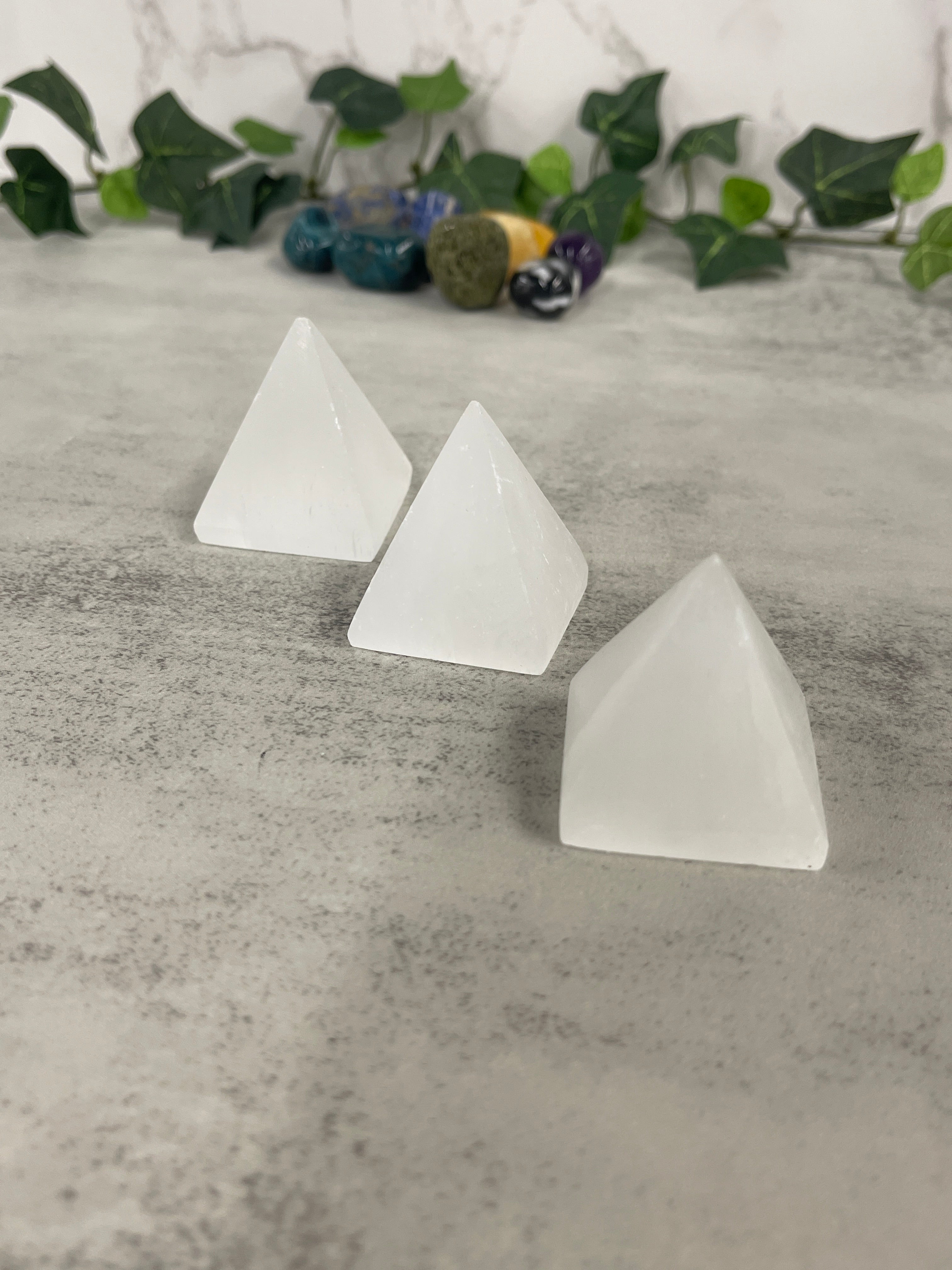 Selenite Pyramid – Heavenly Healing